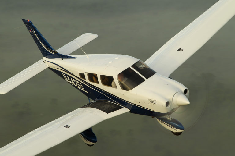Pilot 100i Aircraft | Trainer Class | Piper Aircraft