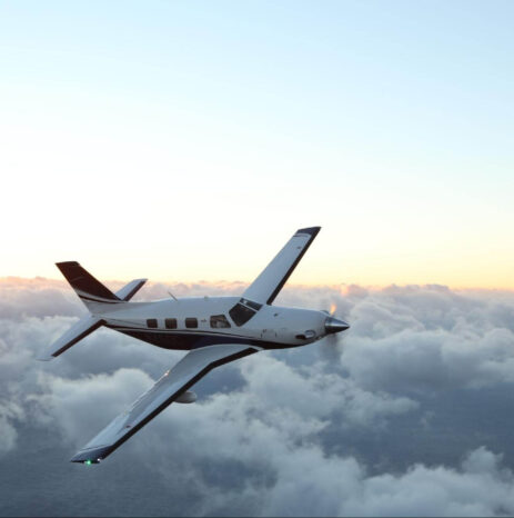 Piper Introduces the New Pilot 100 and Pilot 100i Trainer Aircraft ...