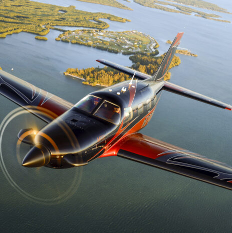 Piper Certifies and Delivers First Pilot 100i Trainer Aircraft | Piper ...